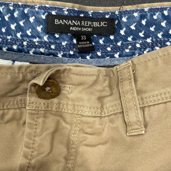 Banana Republic Short Hills